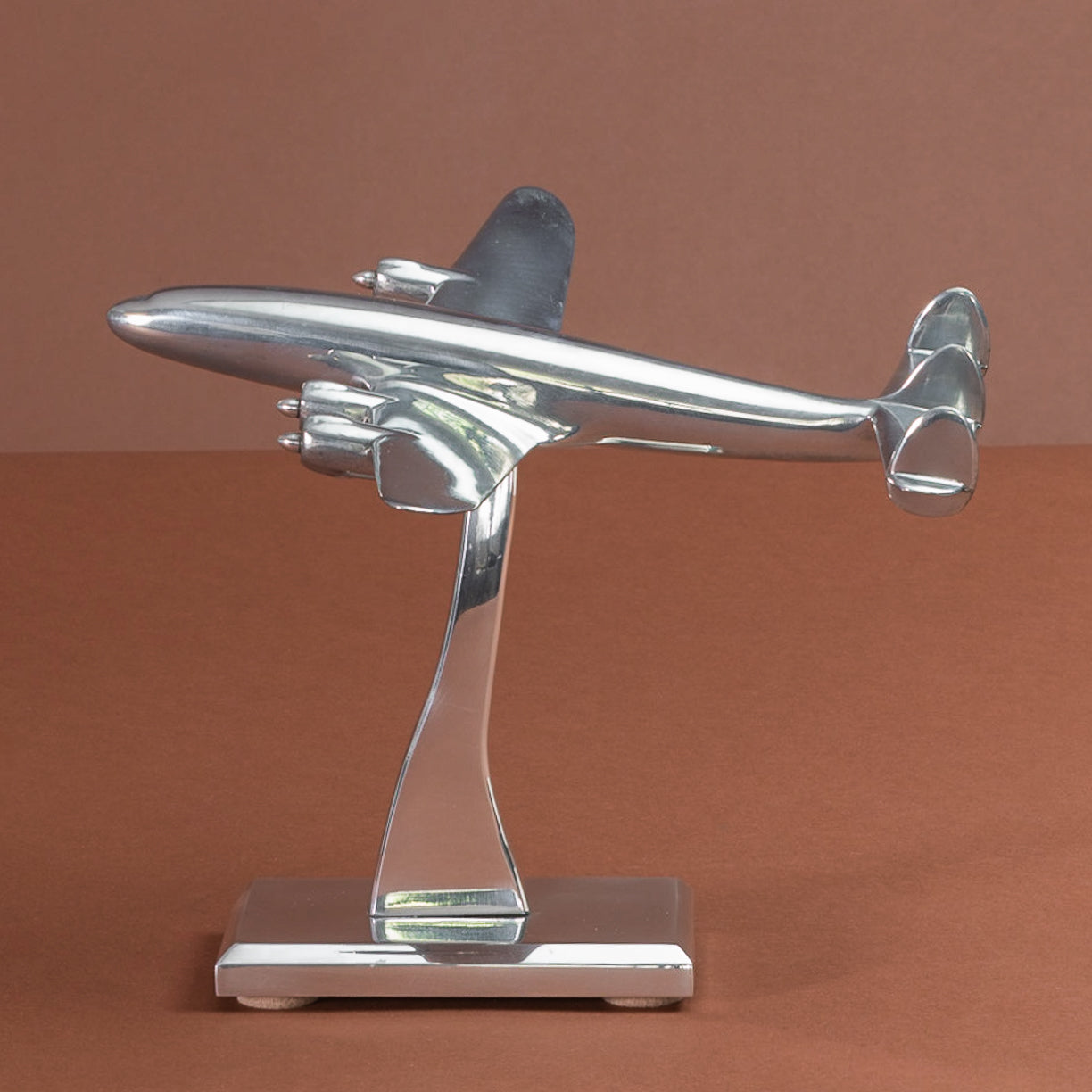 Polished Aluminium Lockheed Constellation Model – Bentleys London