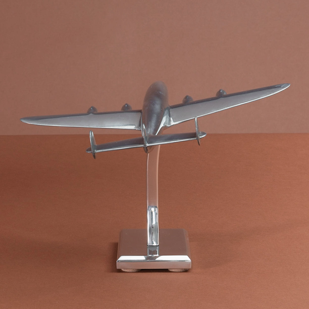 Polished Aluminium Lockheed Constellation Model – Bentleys London