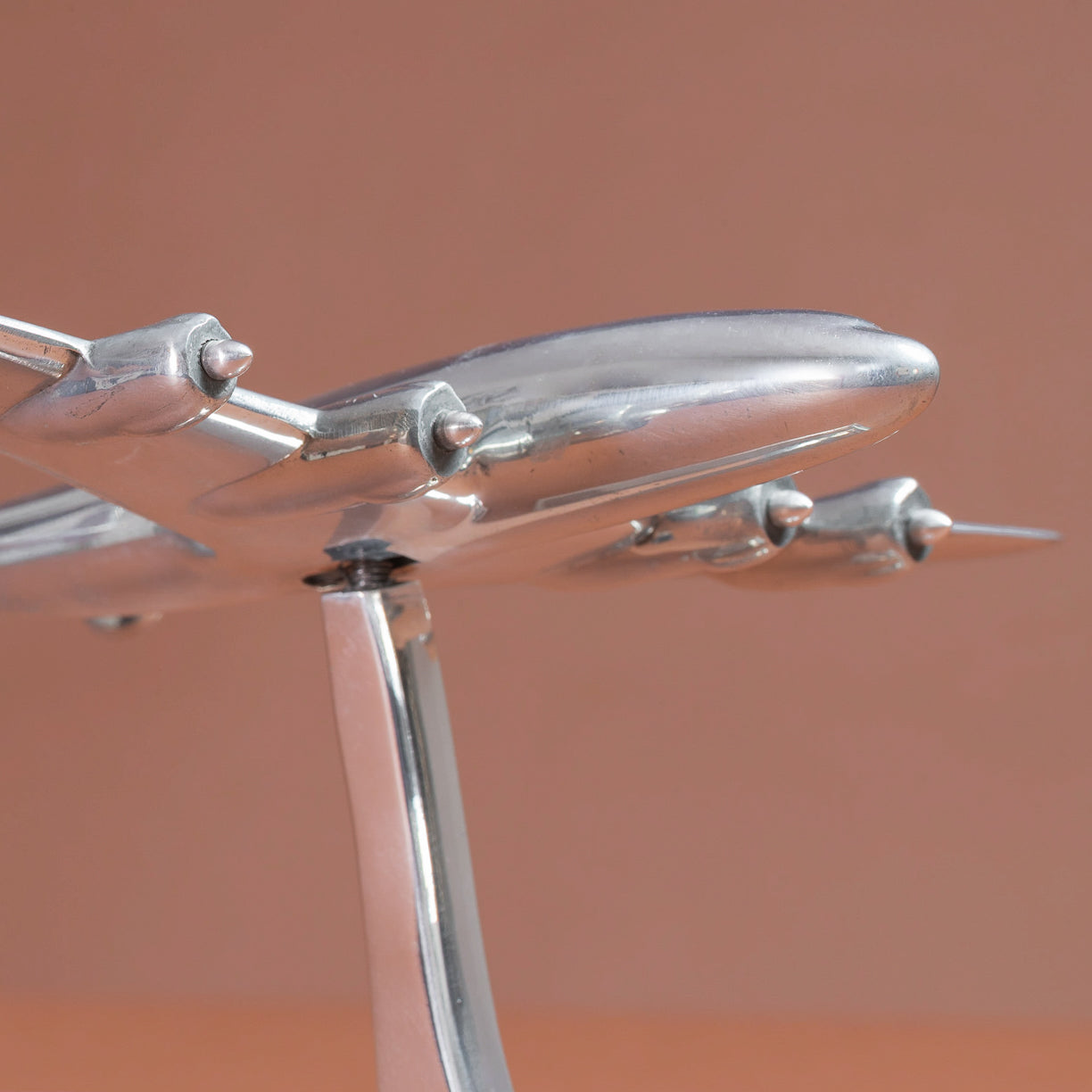 Polished Aluminium Lockheed Constellation Model – Bentleys London
