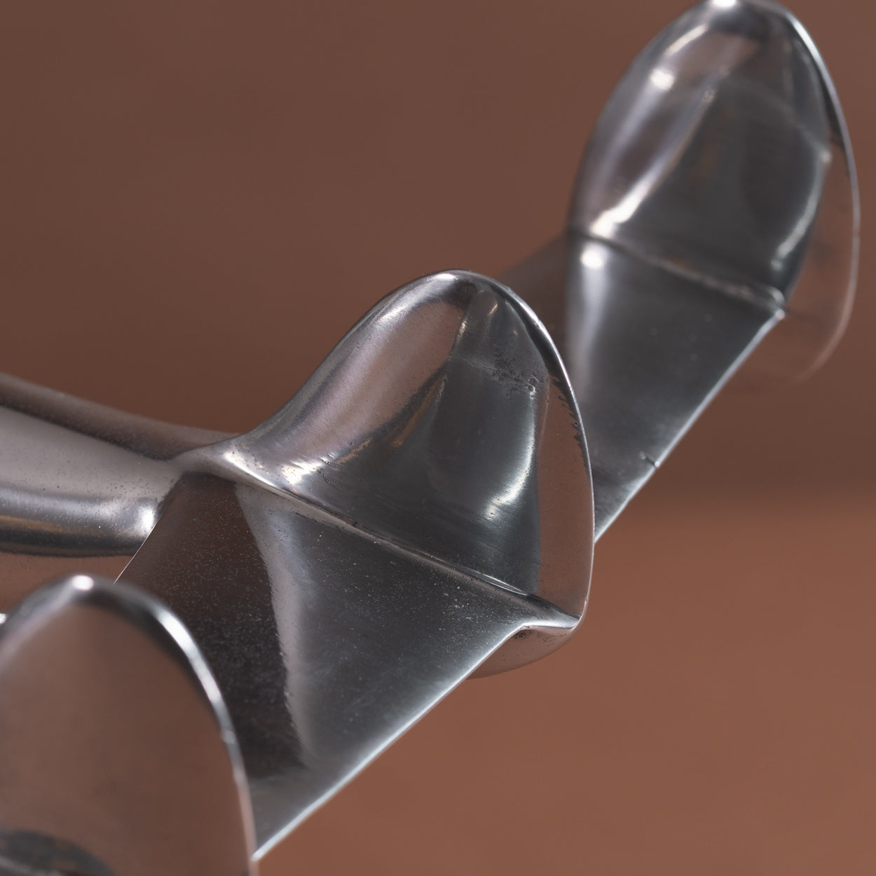 Large Polished Aluminium Lockheed Super Constellation Model – Bentleys ...