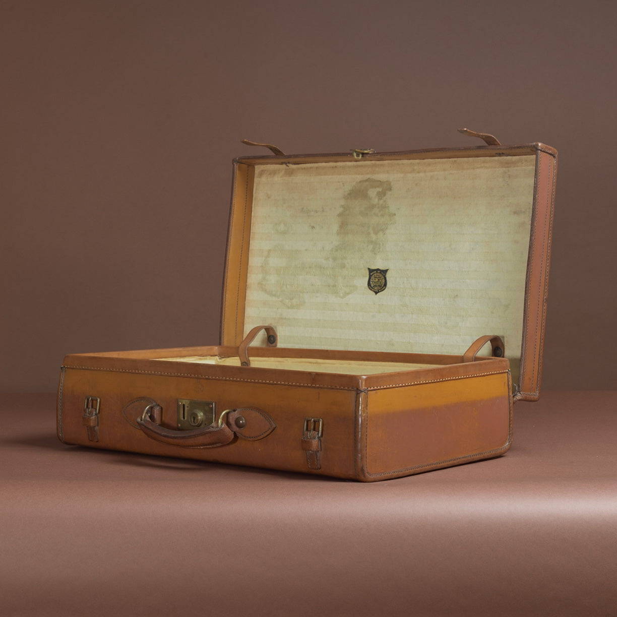 Leather Overnight Case – Bentleys London