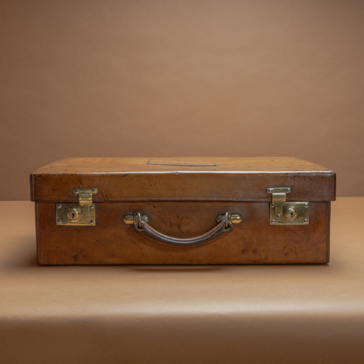 Light Brown Leather Suitcase – Bentleys London