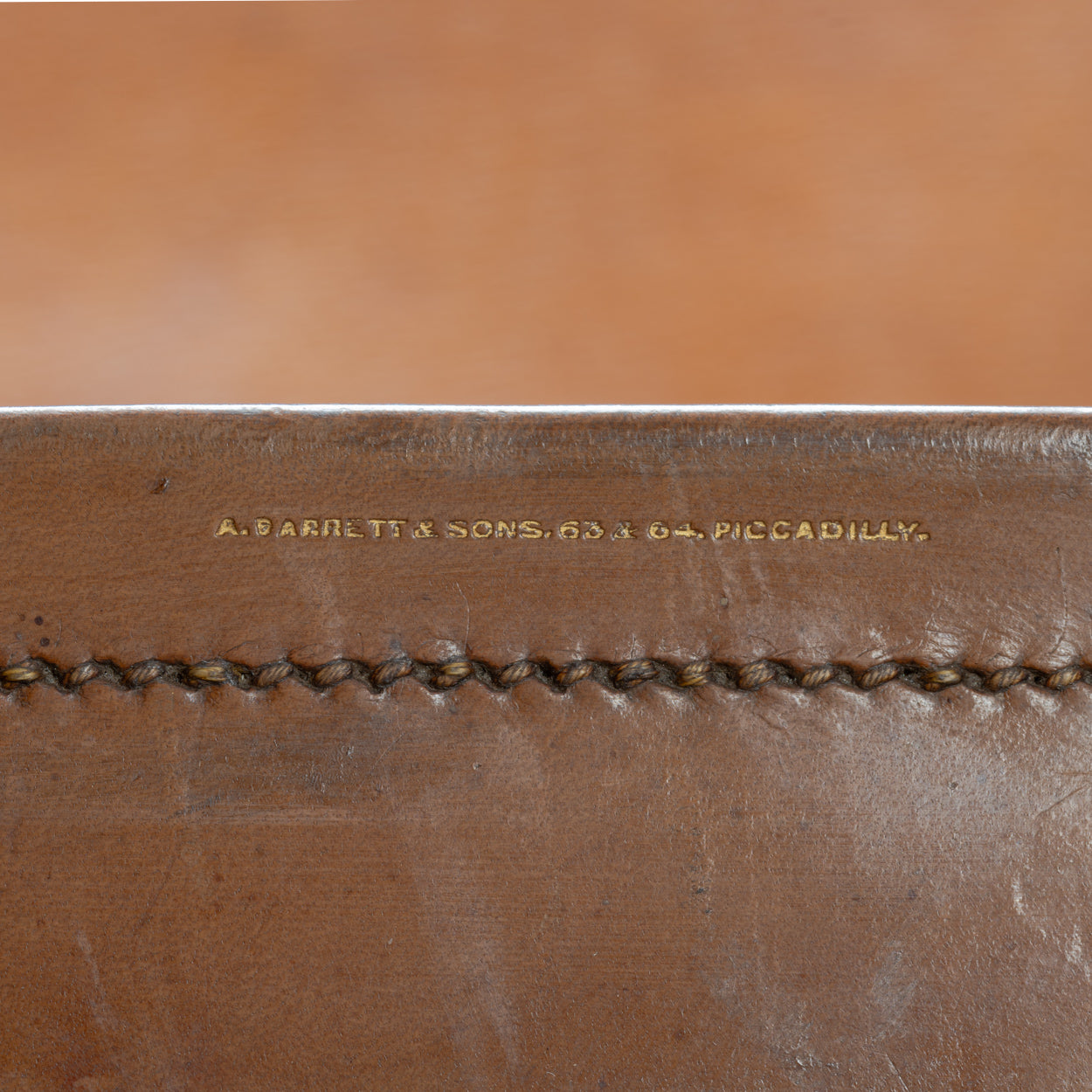 Light Brown Leather Suitcase – Bentleys London