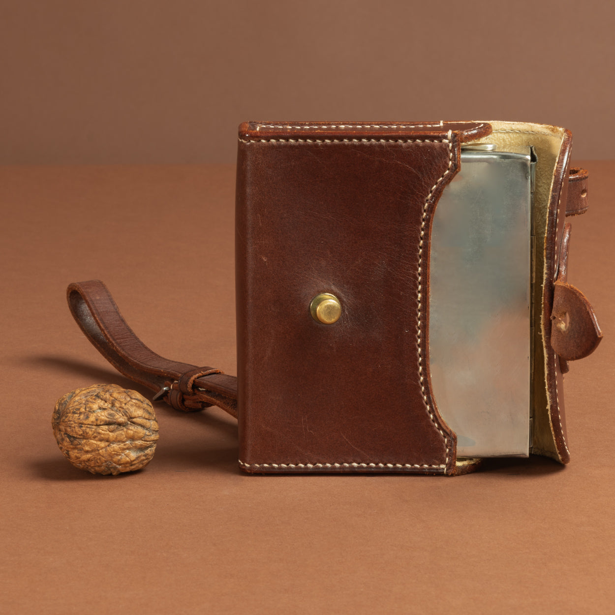 Leather Cased Sandwich Tin – Bentleys London