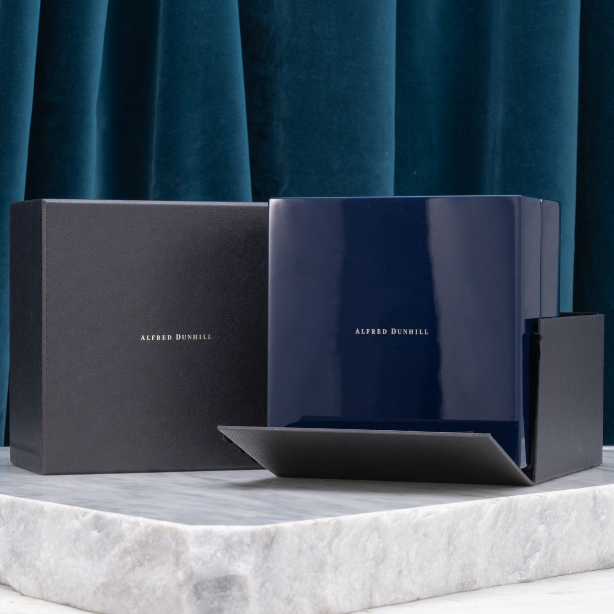 Limited Edition Dunhill Aquarium Table Lighter – Bentleys London