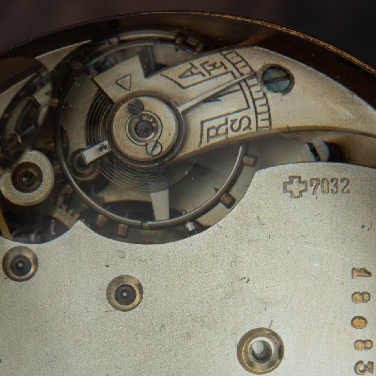 Finnigans Ball Clock – Bentleys London