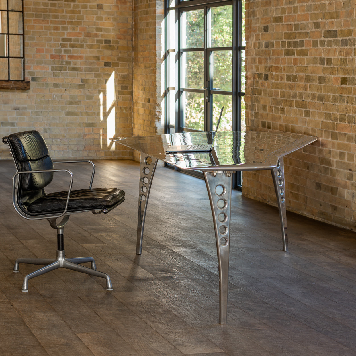 Hawker Harrier 'Jump' Jet Tailplane Desk – Bentleys London