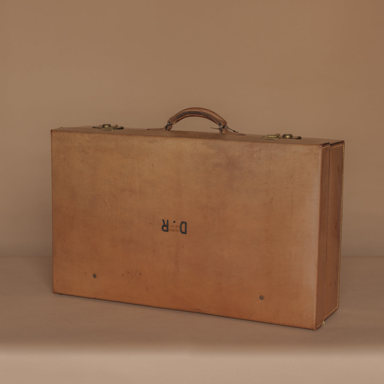 Large Tan Leather Suitcase – Bentleys London