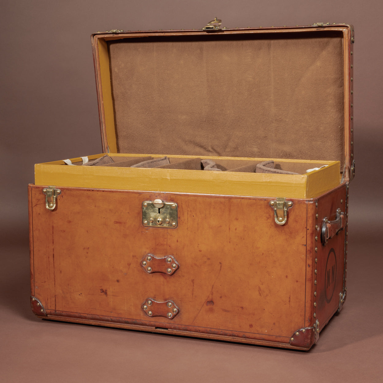 Louis Vuitton Leather Boot/Shoe Trunk – Bentleys London