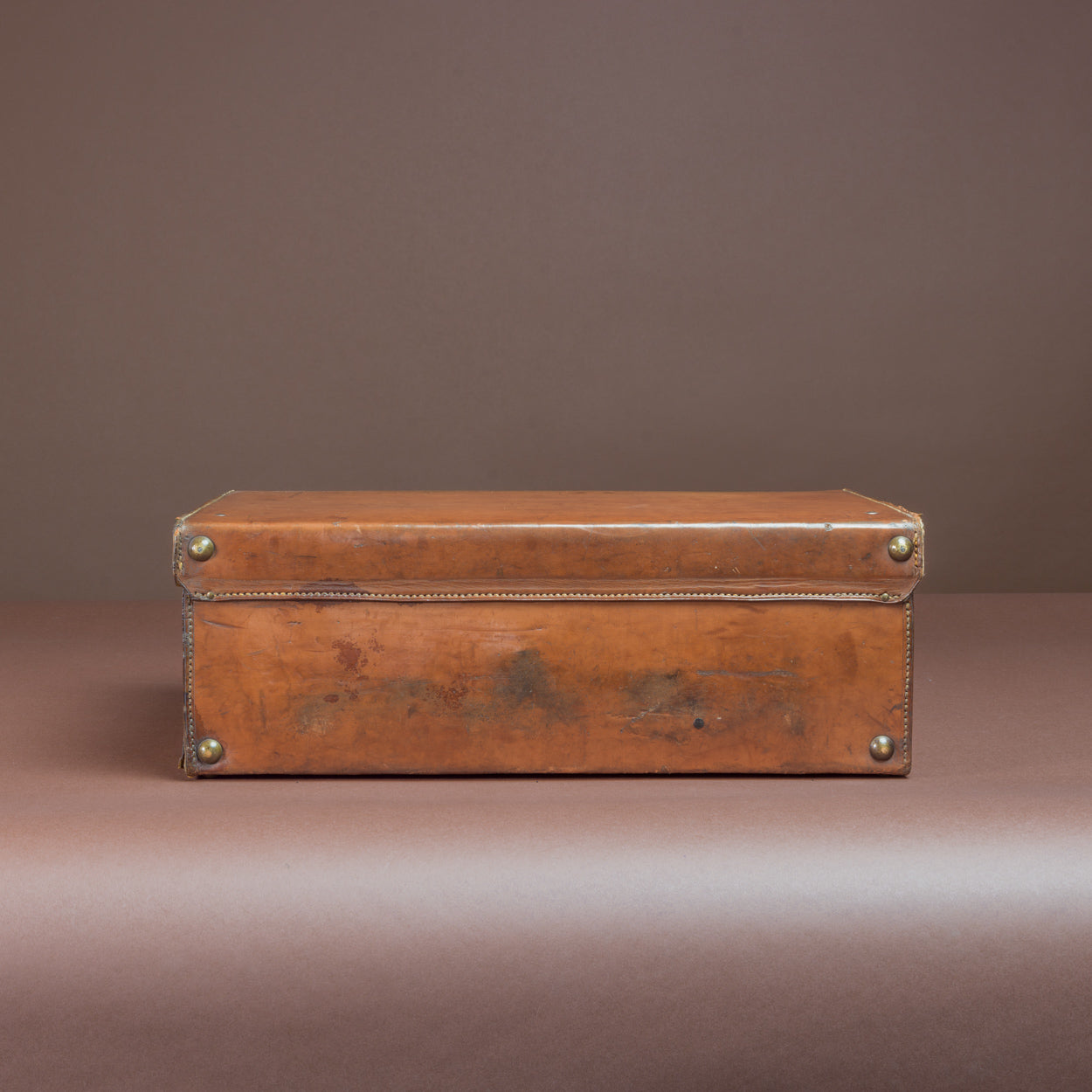 Mid Tan Leather Case – Bentleys London