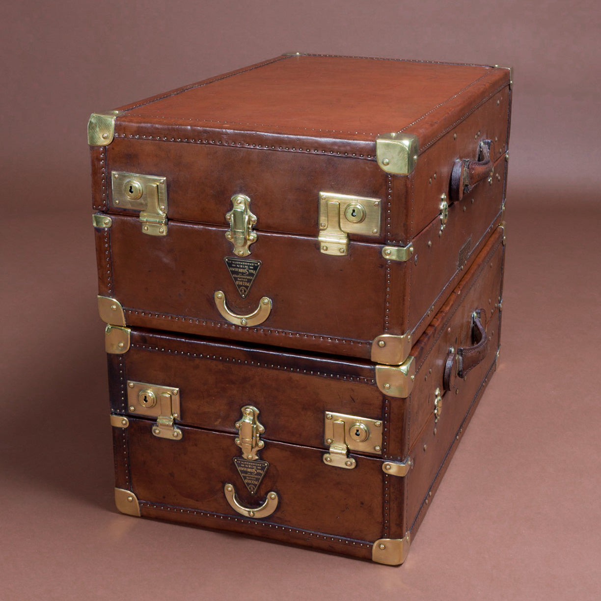 Pair of 'Piccolo' Wardrobe Trunks – Bentleys London