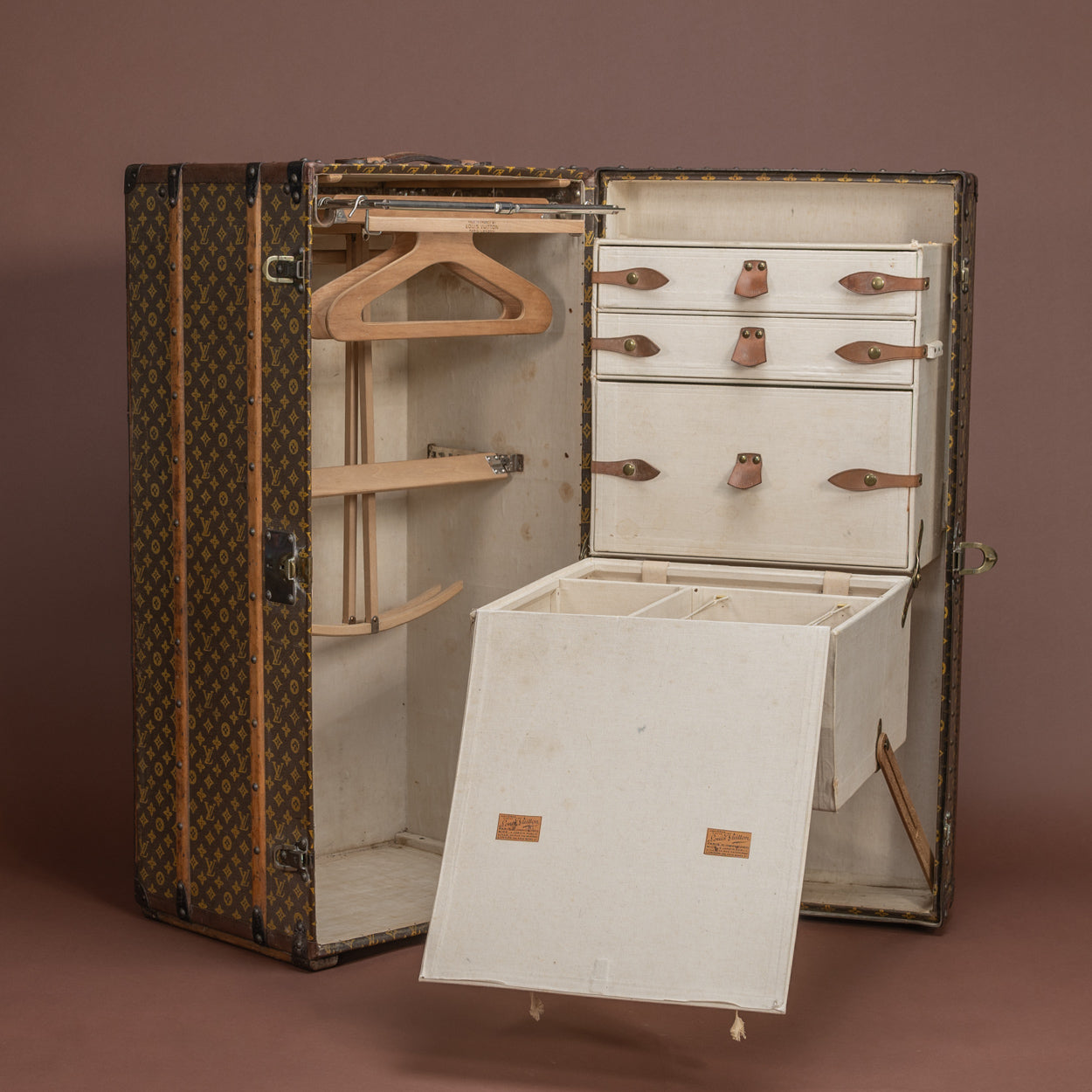 Louis Vuitton LV Monogram Wardrobe Trunk – Bentleys London