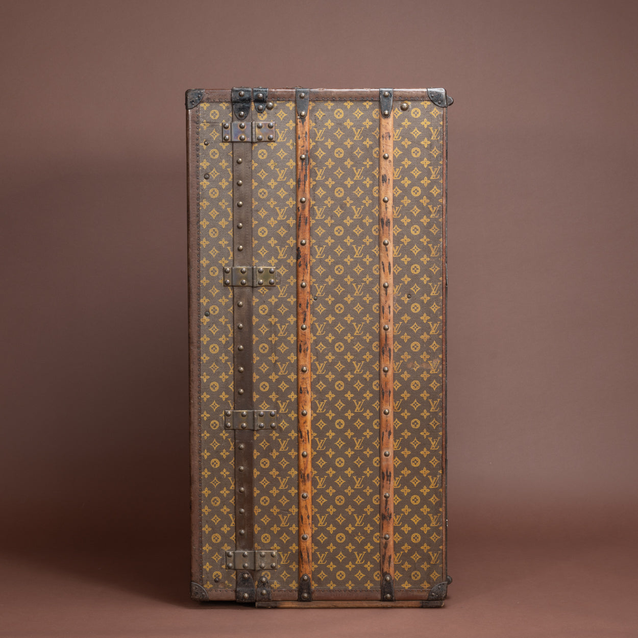 Louis Vuitton LV Monogram Wardrobe Trunk – Bentleys London