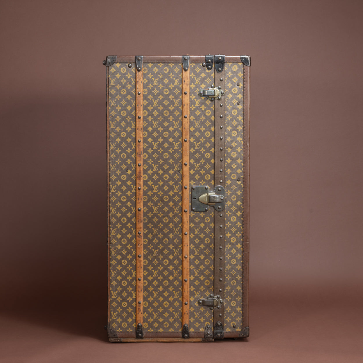 Louis Vuitton LV Monogram Wardrobe Trunk – Bentleys London