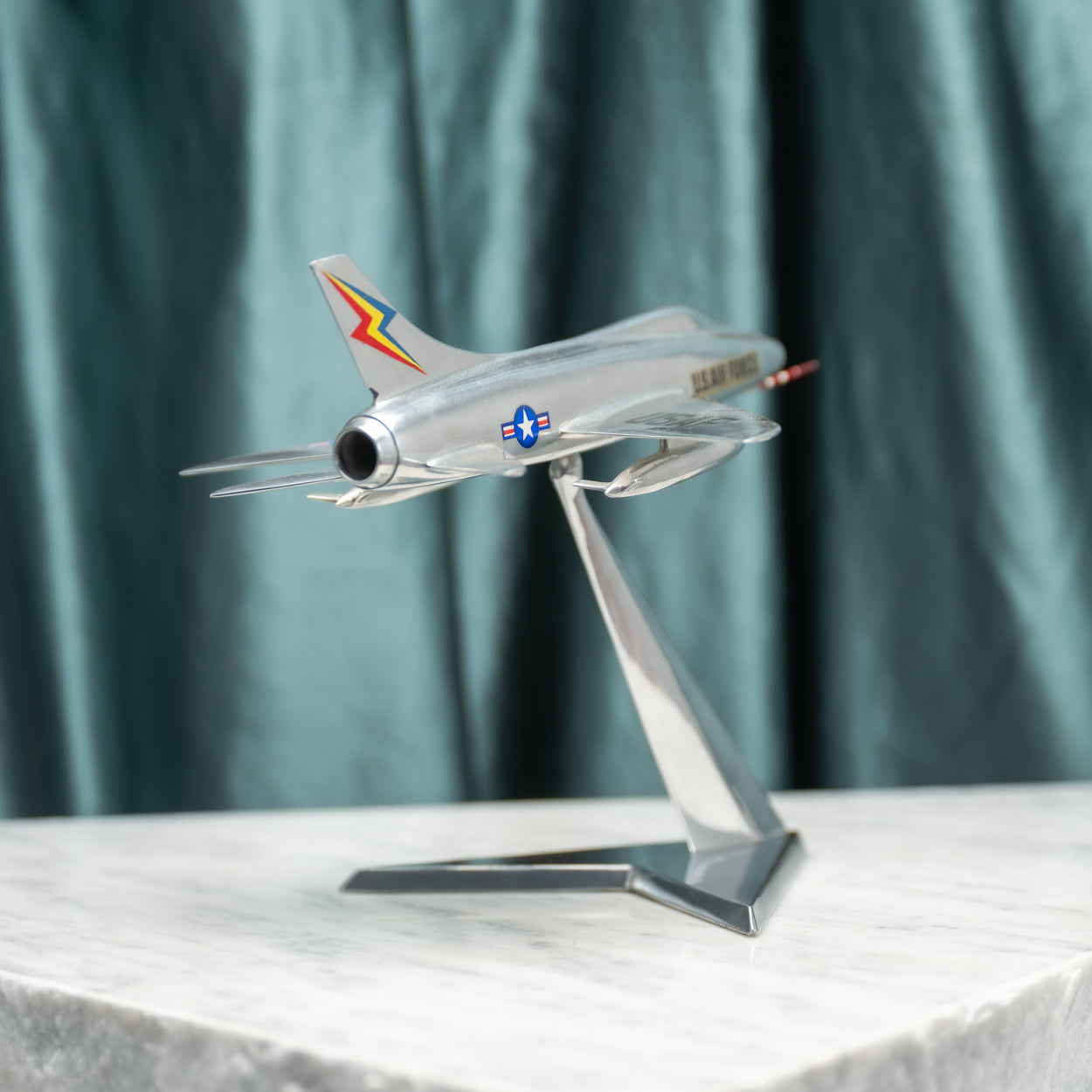 F-100 Super Sabre Model – Bentleys London