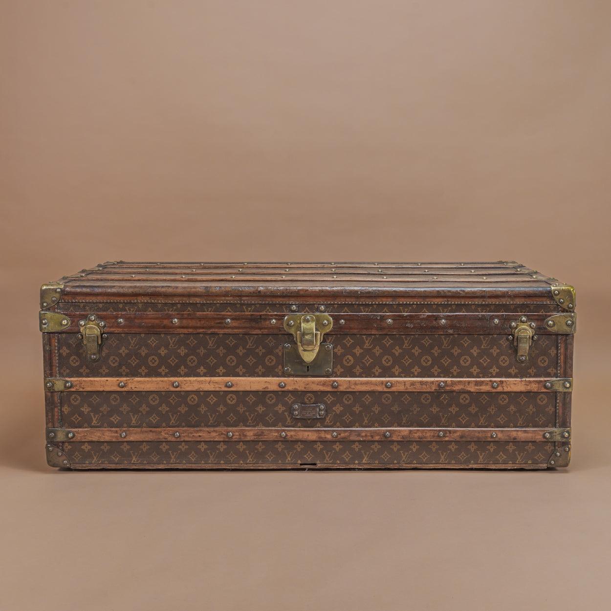Louis Vuitton Monogram Cabin Trunk – Bentleys London