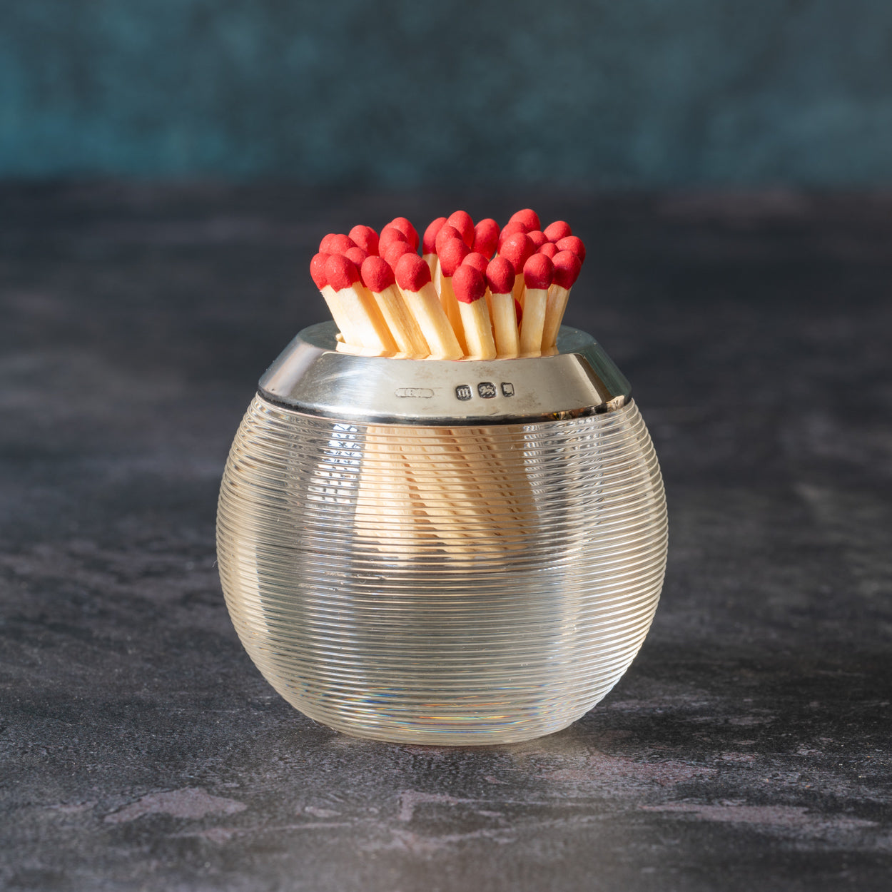 Small Clear Glass Match Striker – Bentleys London