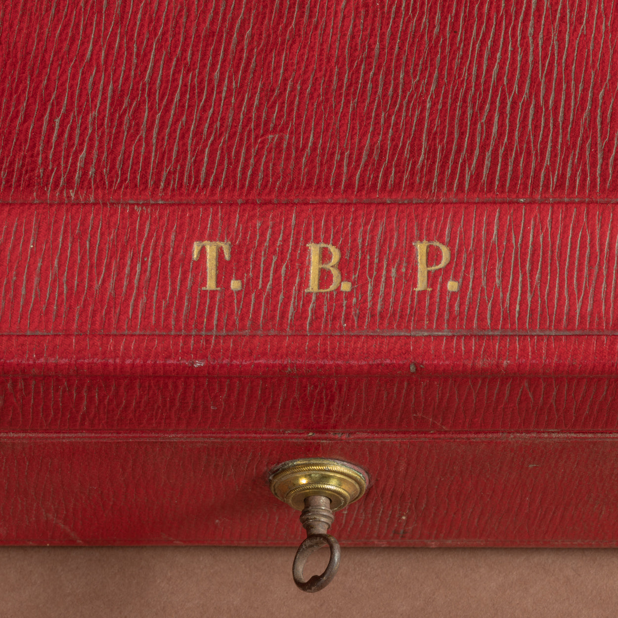 Despatch Box – Bentleys London