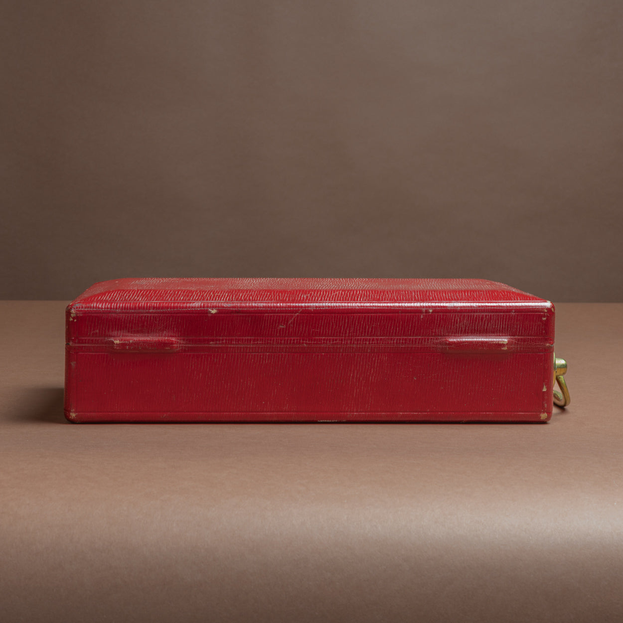 Despatch Box – Bentleys London