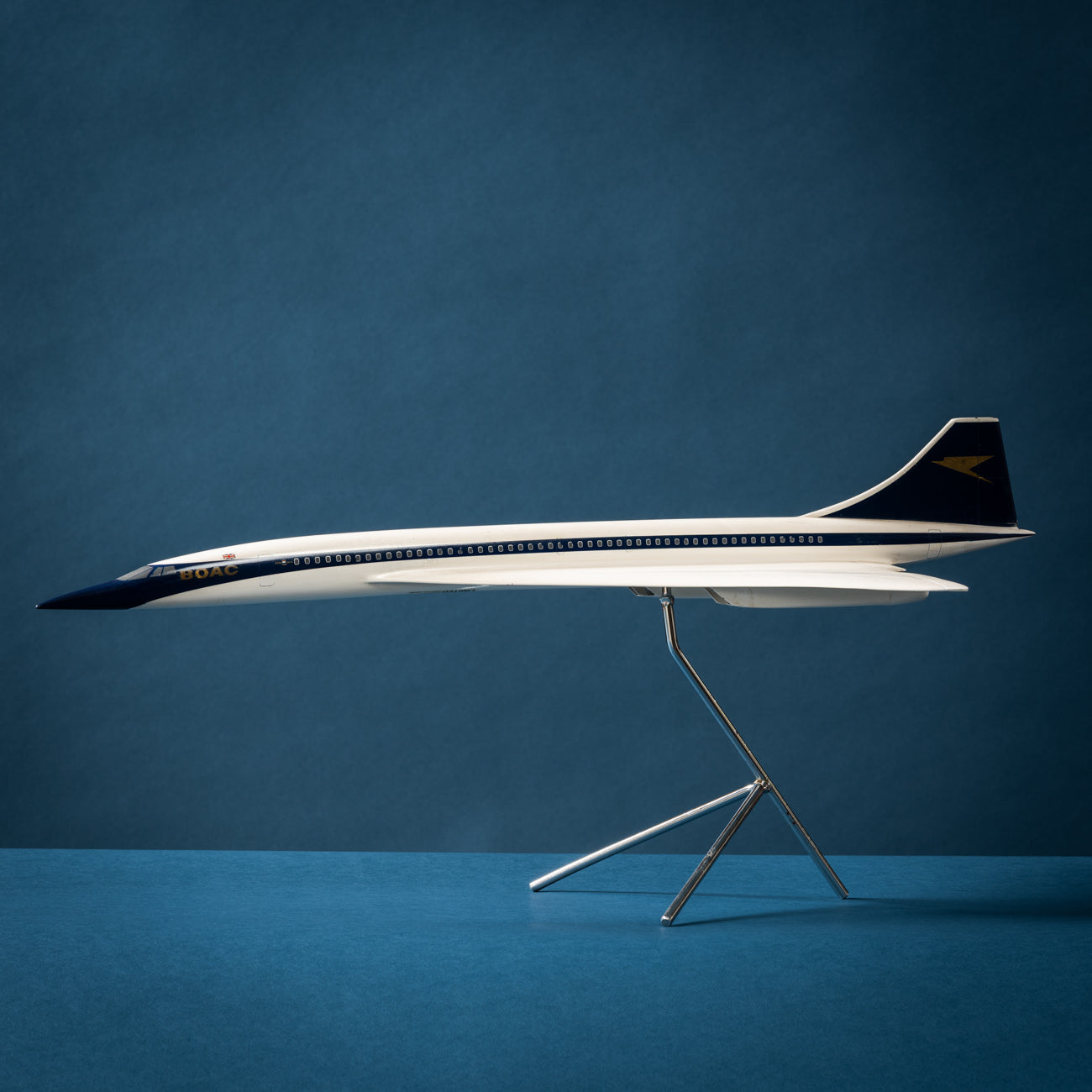 Model Concorde in BOAC Livery – Bentleys London