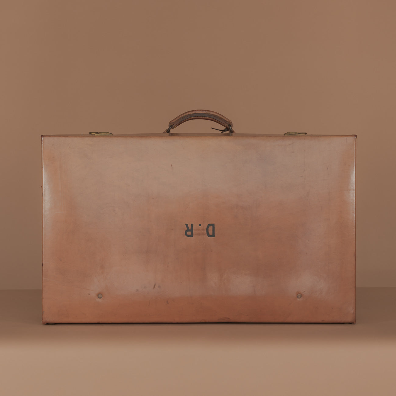 Large Tan Leather Suitcase – Bentleys London