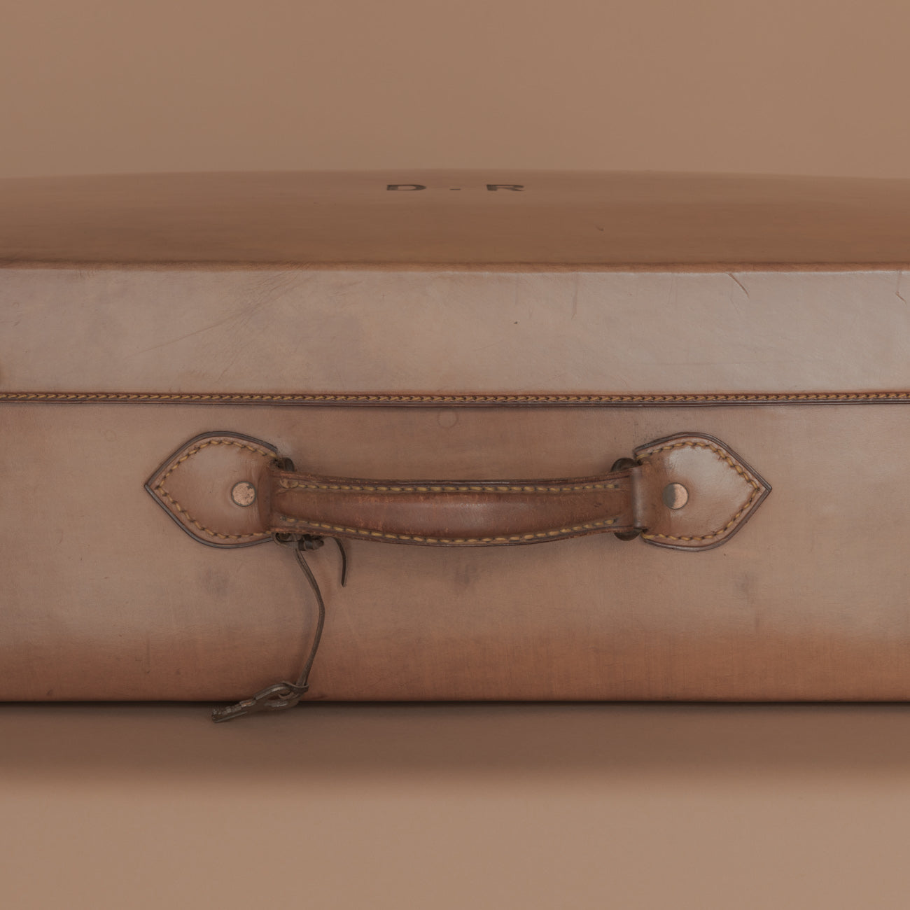 Large Tan Leather Suitcase – Bentleys London
