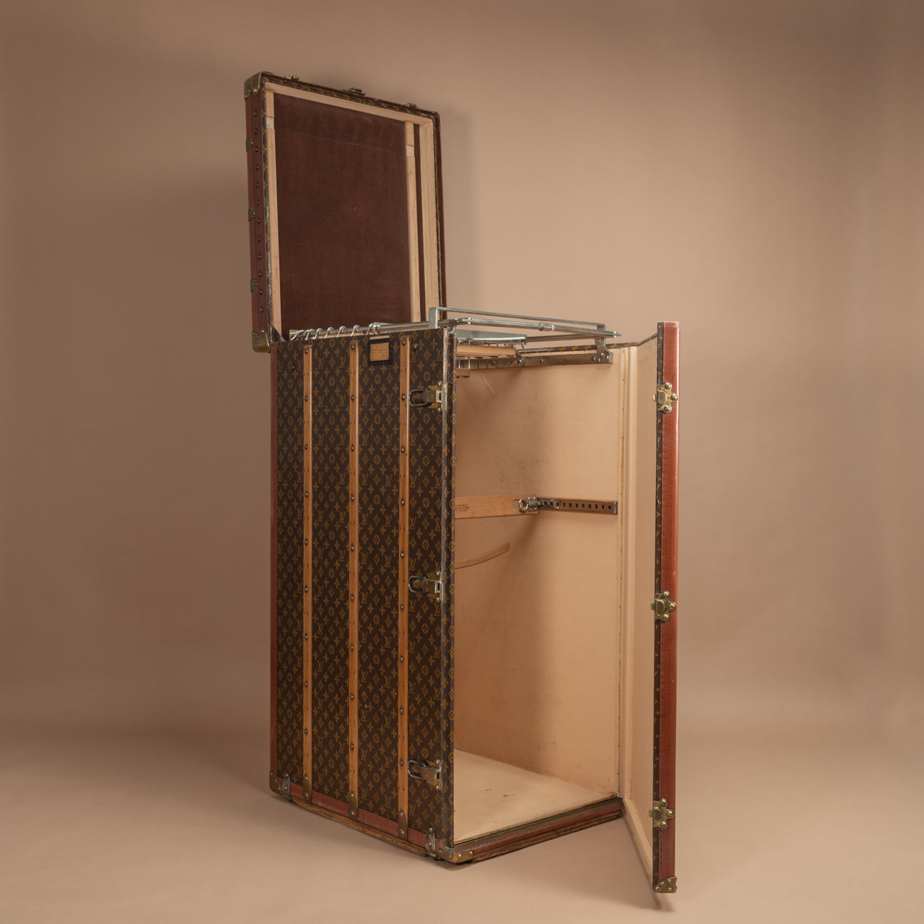 Exceptionally Large Louis Vuitton Wardrobe Trunk – Bentleys London