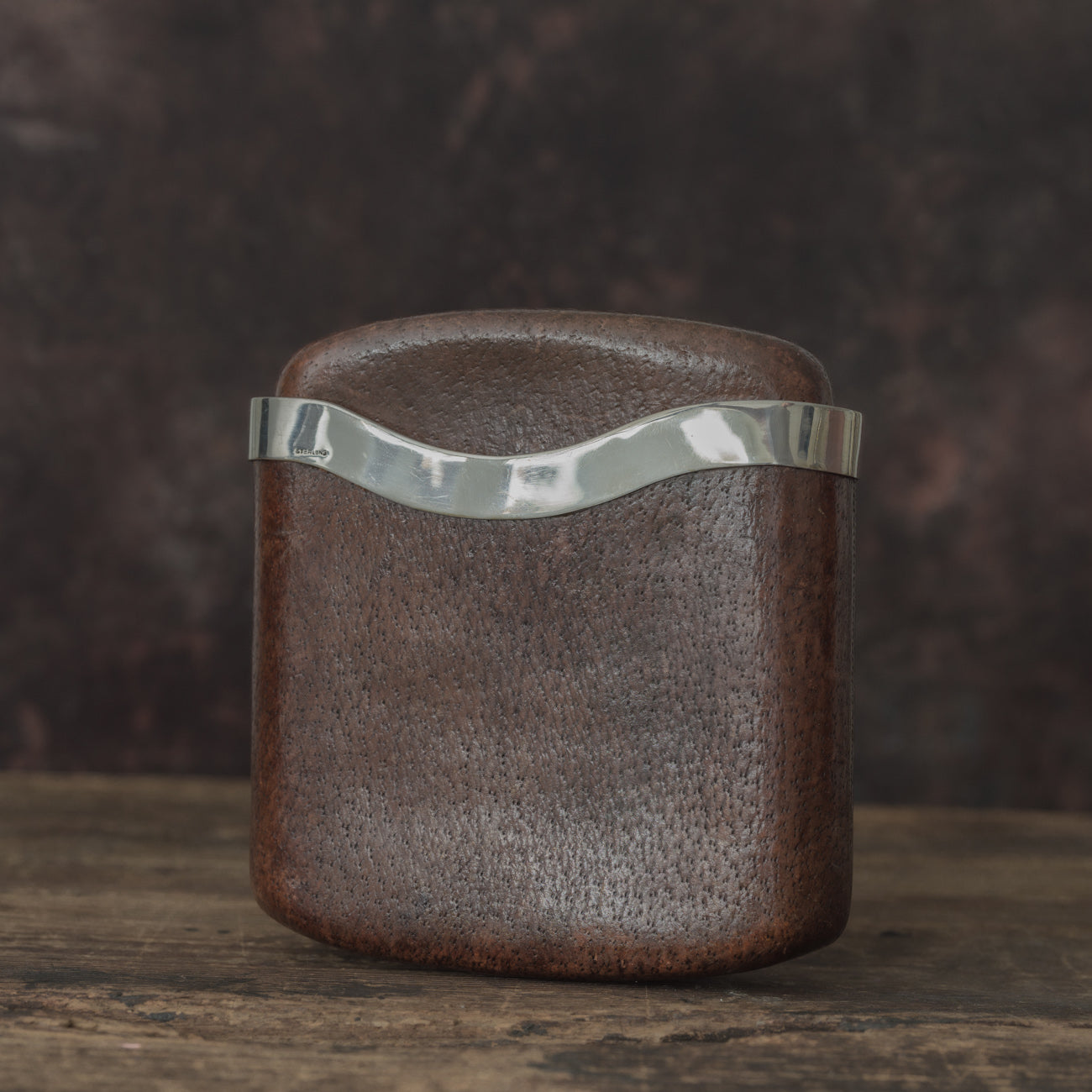 Large Pigskin Cigar Case with Silver Band – Bentleys London