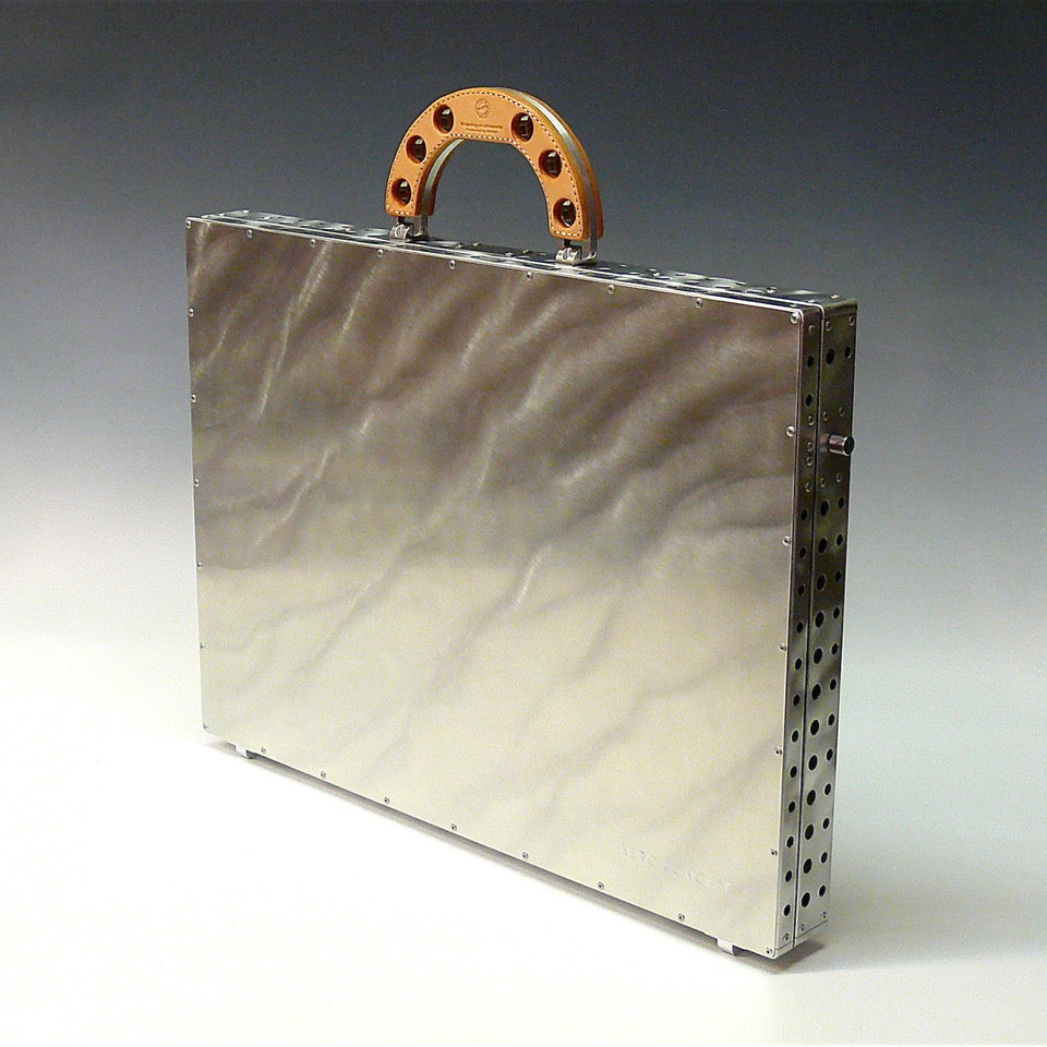 Aero Concept Duralumin Attaché Case – Bentleys London