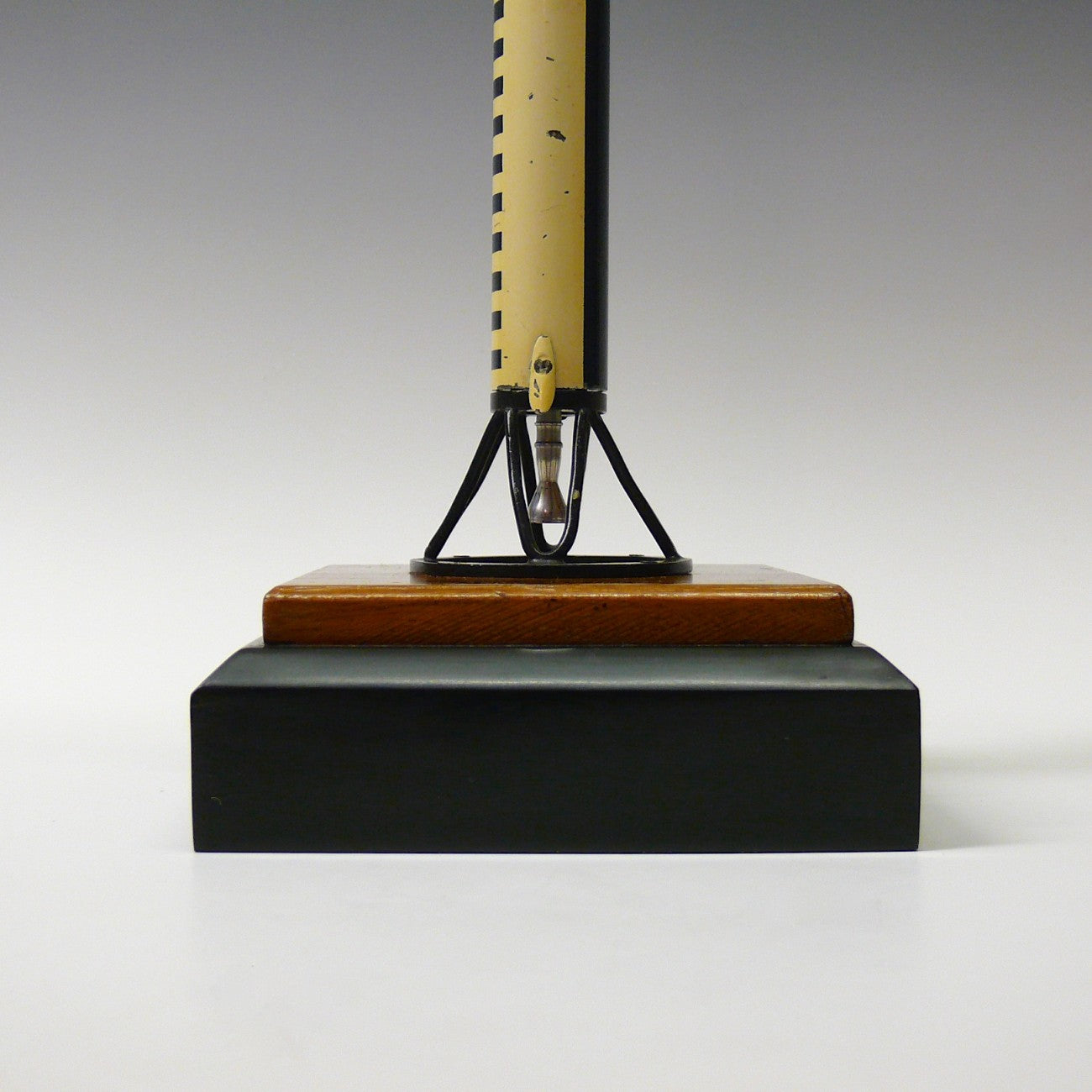 Vanguard Rocket Model – Bentleys London