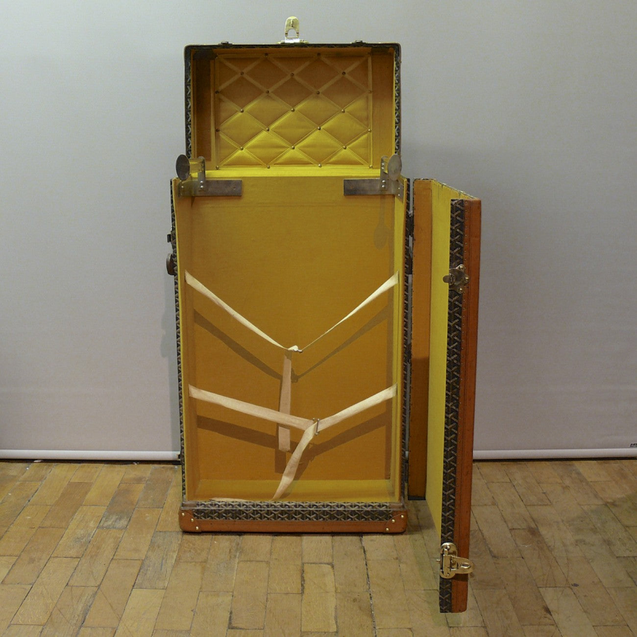 Goyard Wardrobe Trunk – Bentleys London