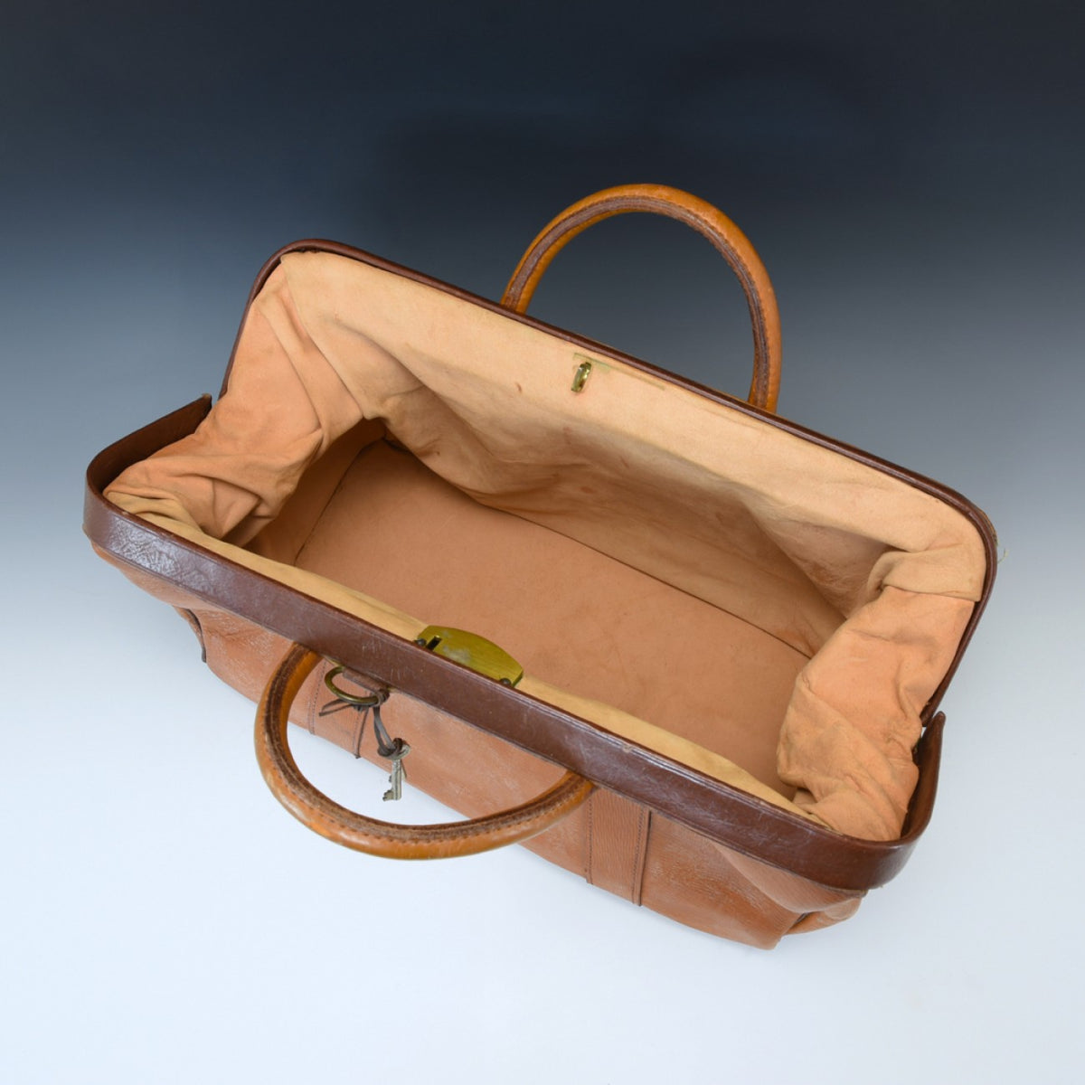 Leather Bank Bag – Bentleys London