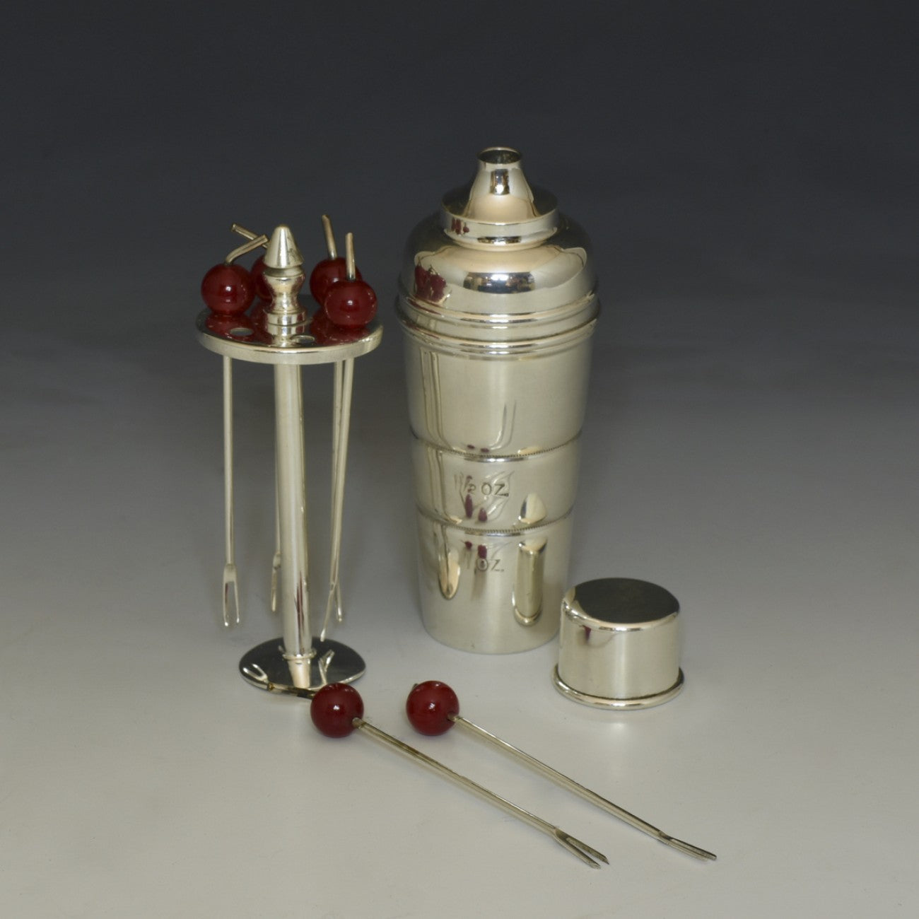 Miniature Cocktail Shaker – Bentleys London