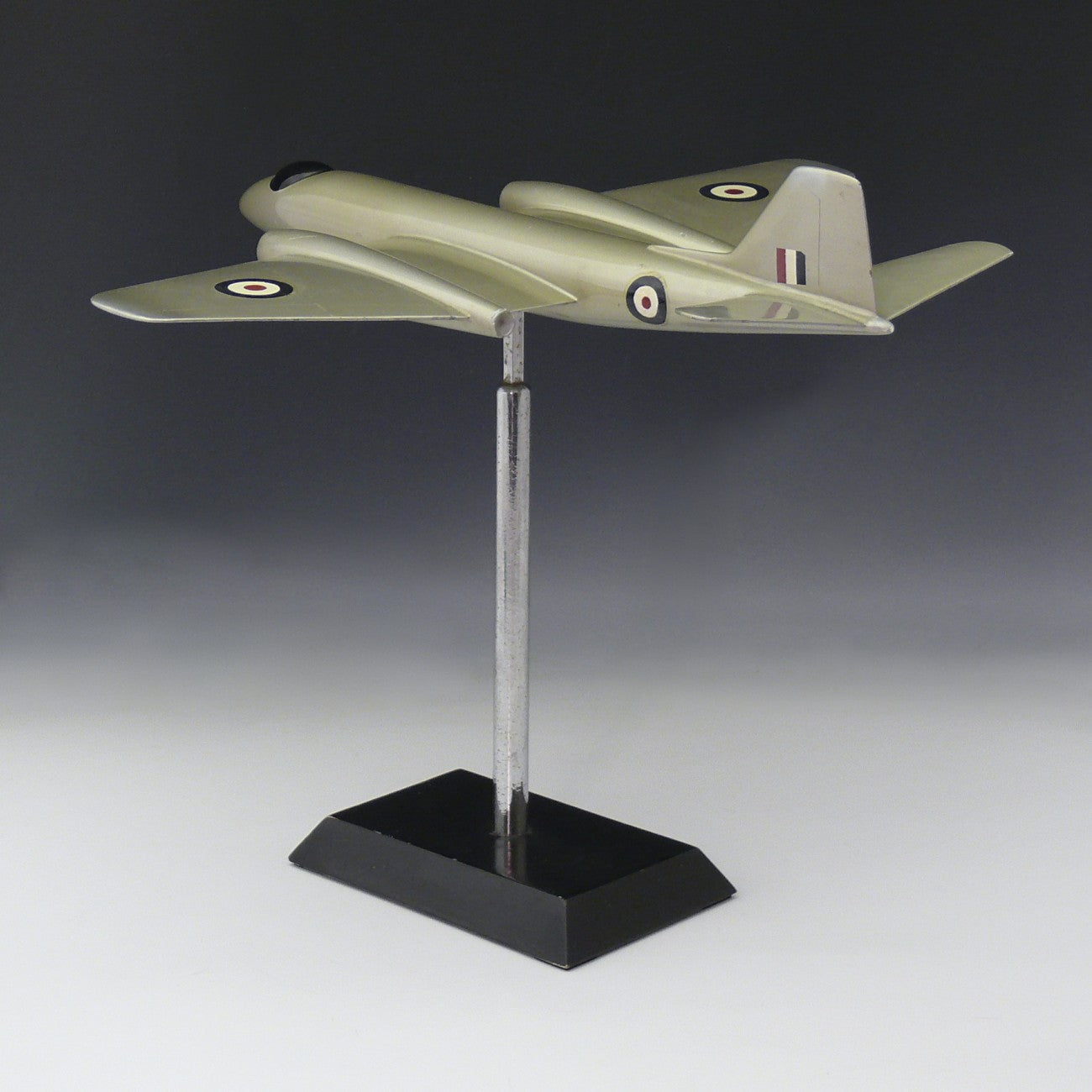Canberra Model – Bentleys London