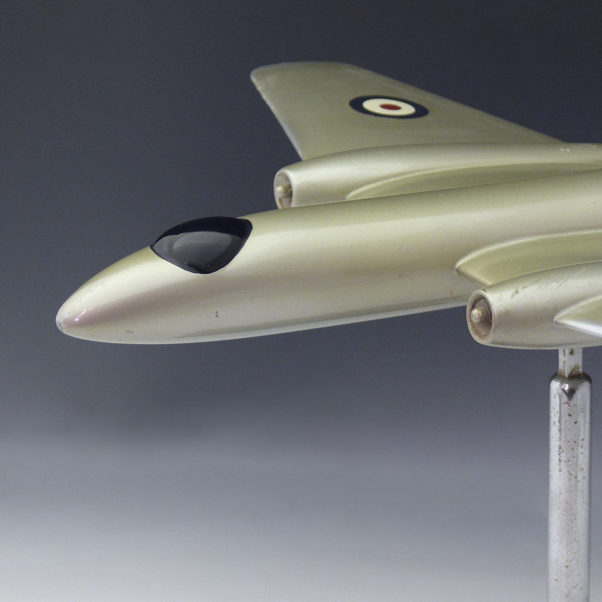 Canberra Model – Bentleys London