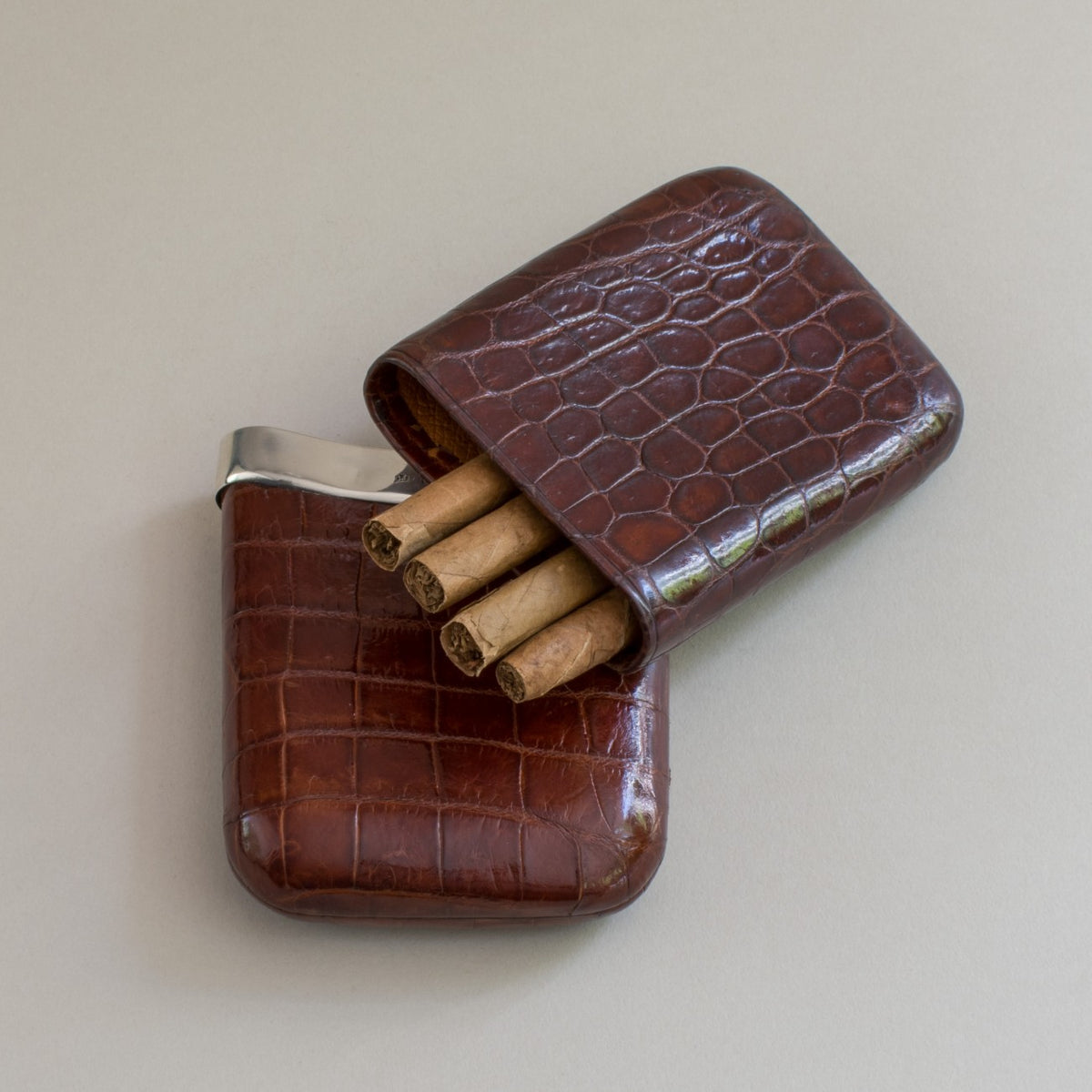 Crocodile Skin Cigarillo Case with Silver Collar – Bentleys London