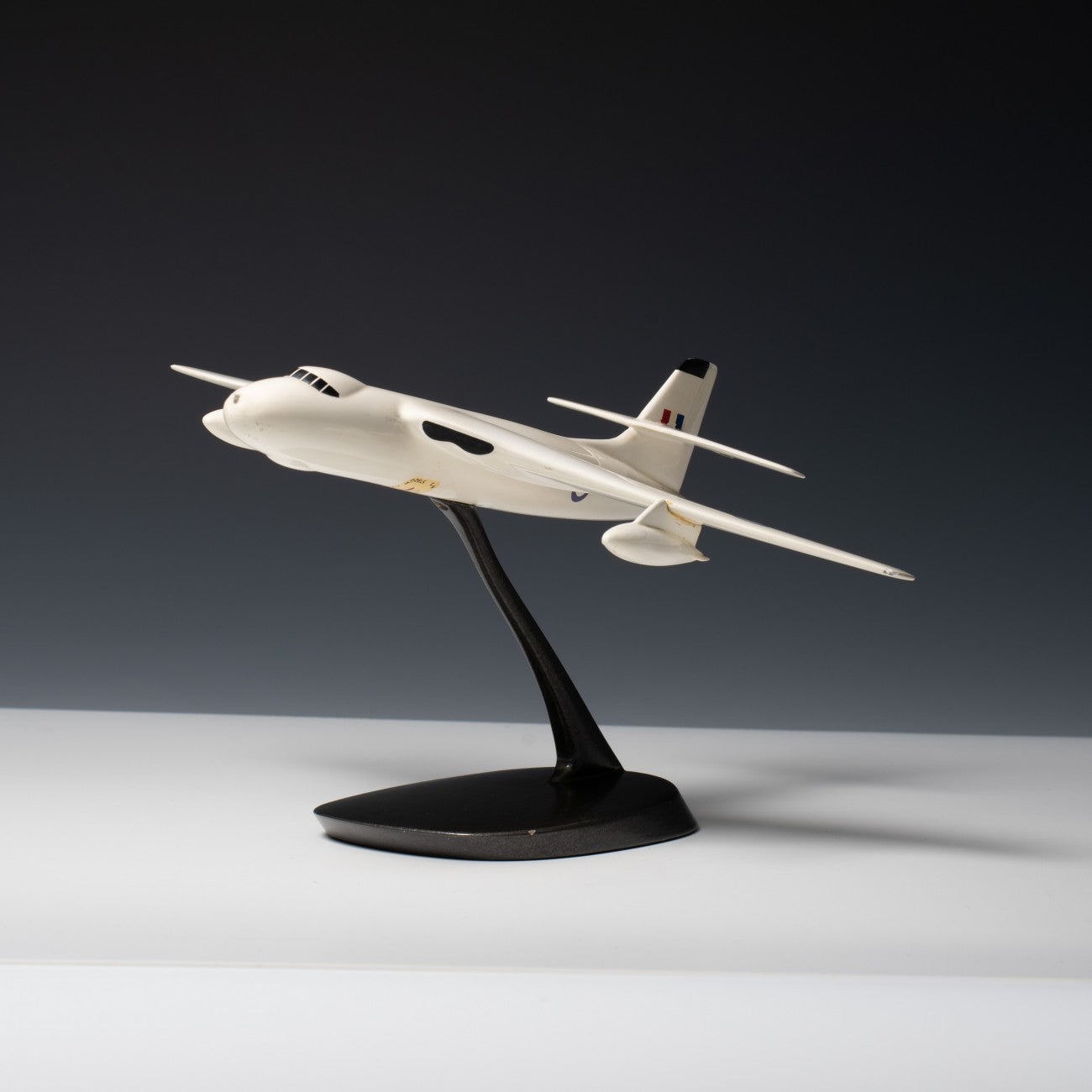 RAF Vickers Valliant Bomber Model – Bentleys London