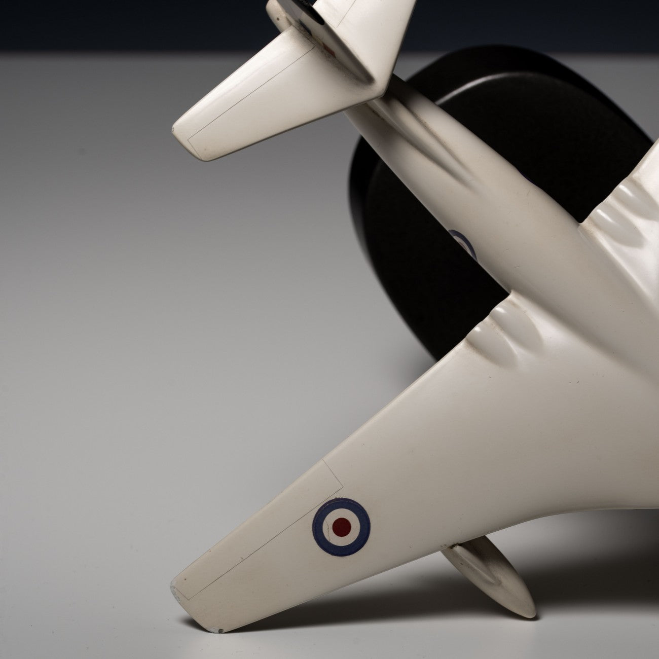 RAF Vickers Valliant Bomber Model – Bentleys London