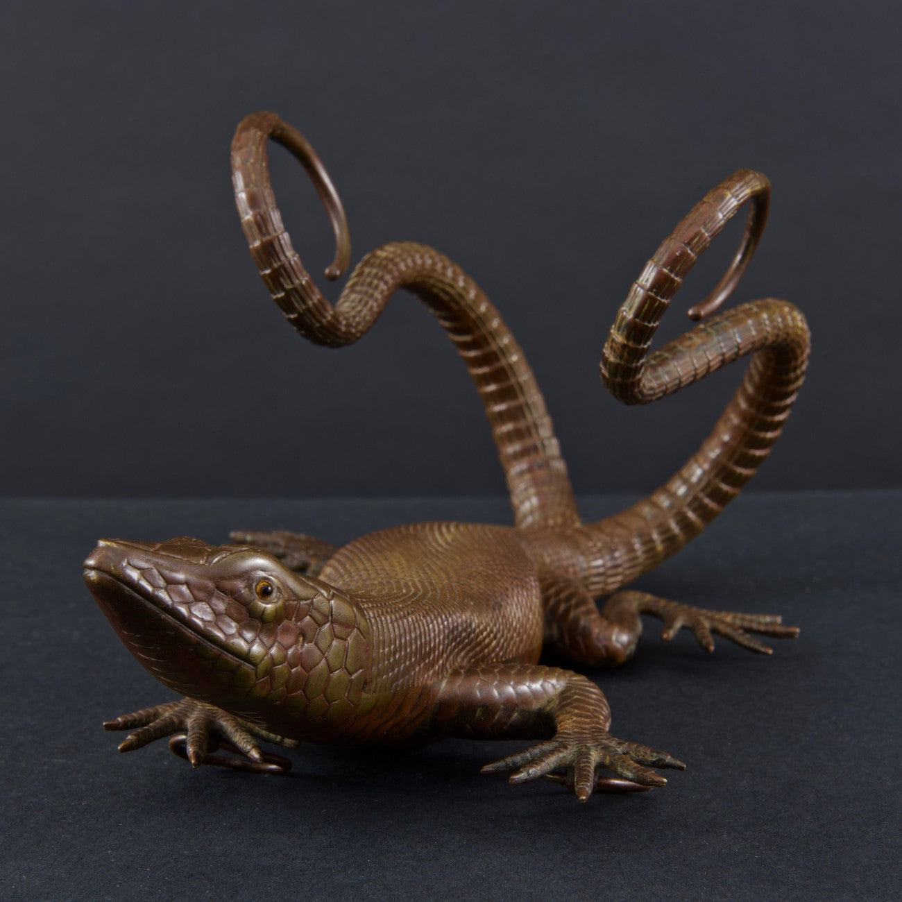 Bronze Lizard Hooks – Bentleys London