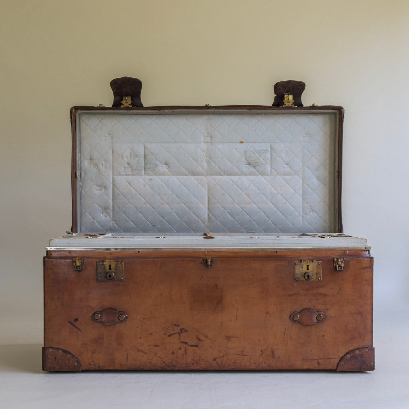 Leather Steamer Trunk by Finnigans – Bentleys London