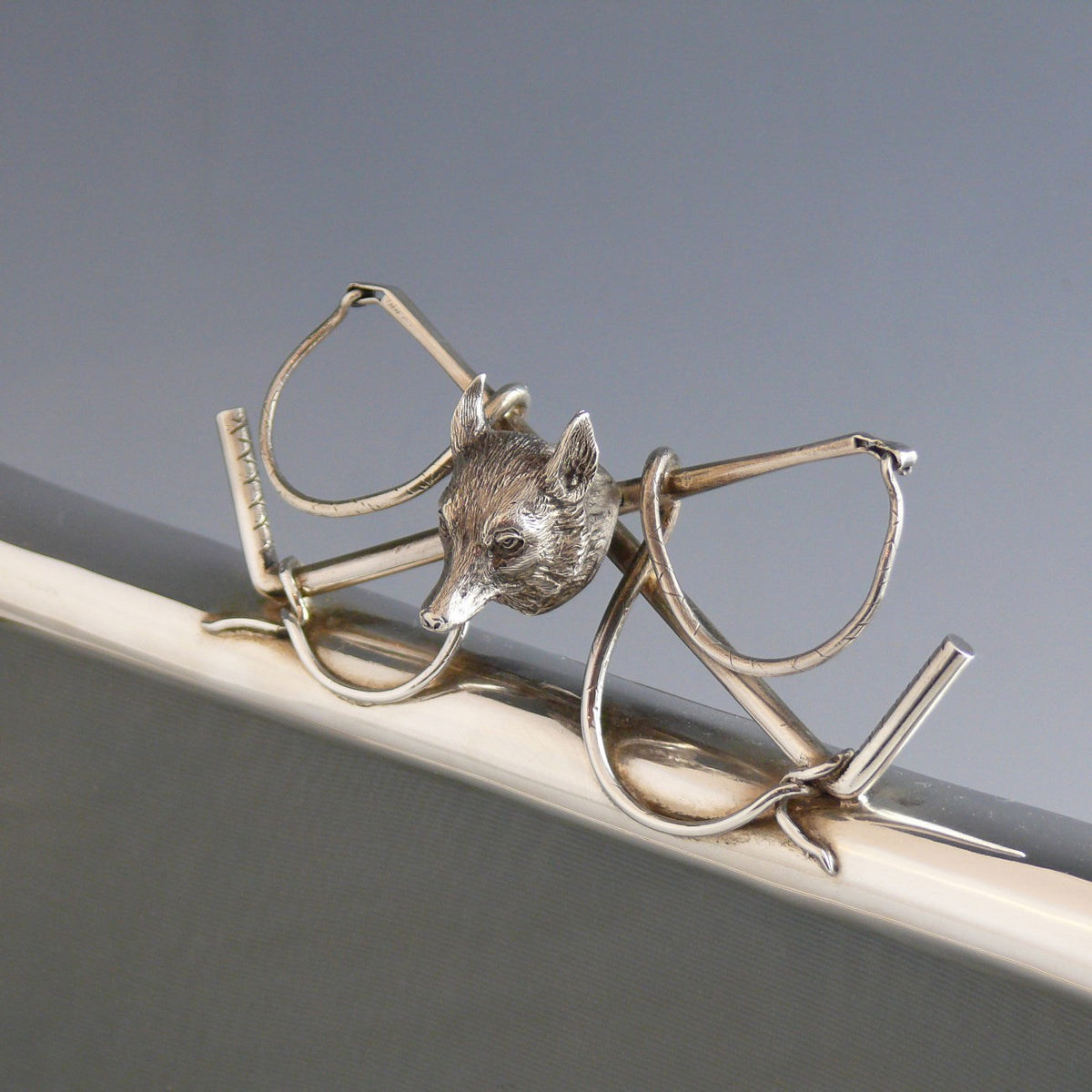 Fox Frame – Bentleys London