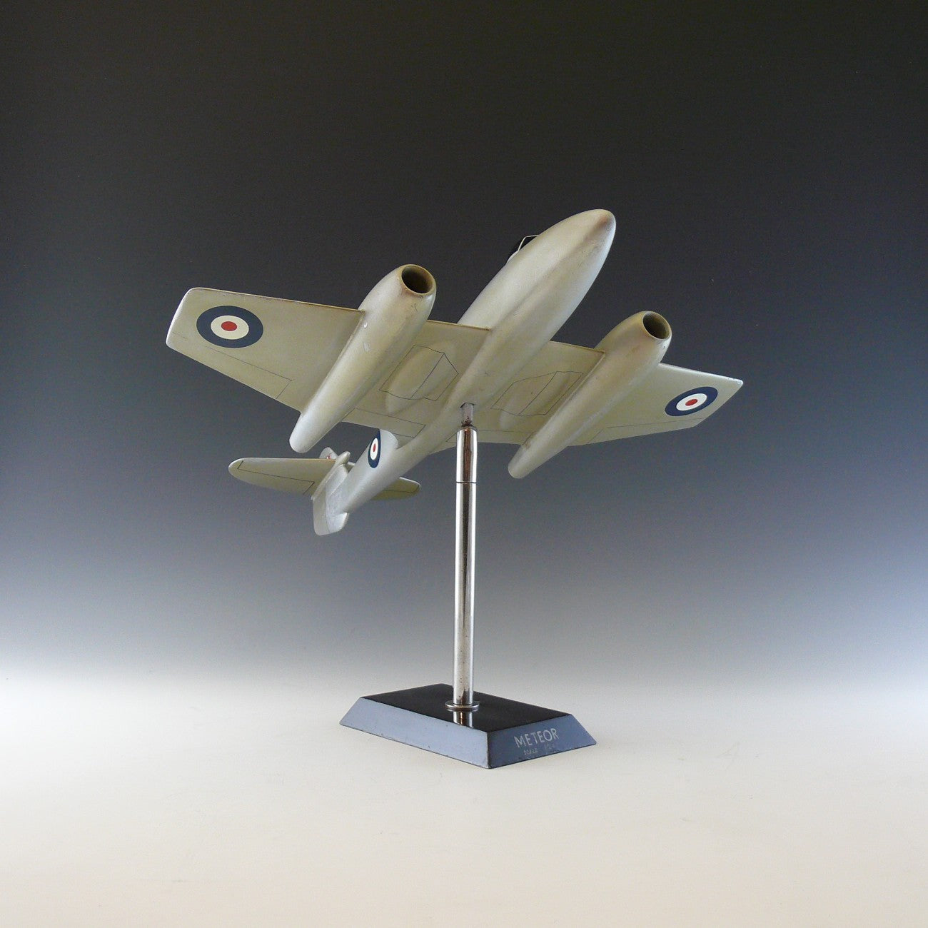 Gloster Meteor Model – Bentleys London