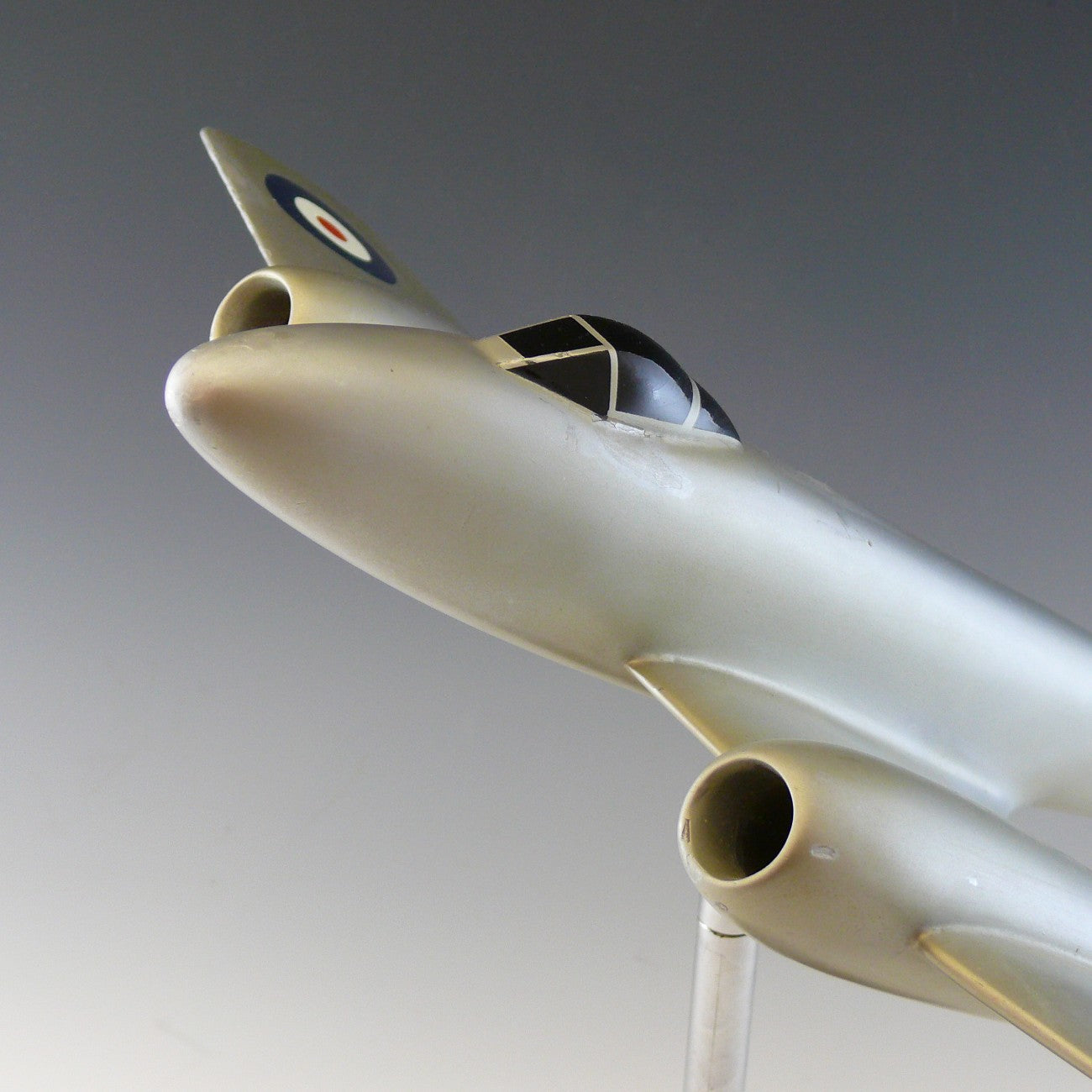 Gloster Meteor Model – Bentleys London