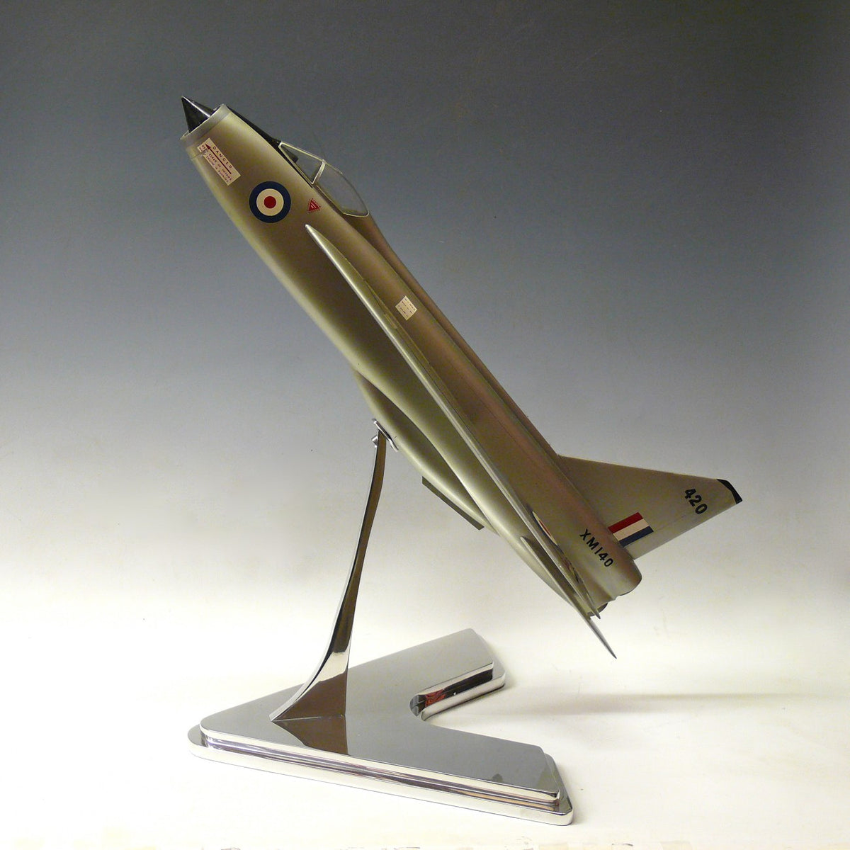 English Electric Lightning Model – Bentleys London