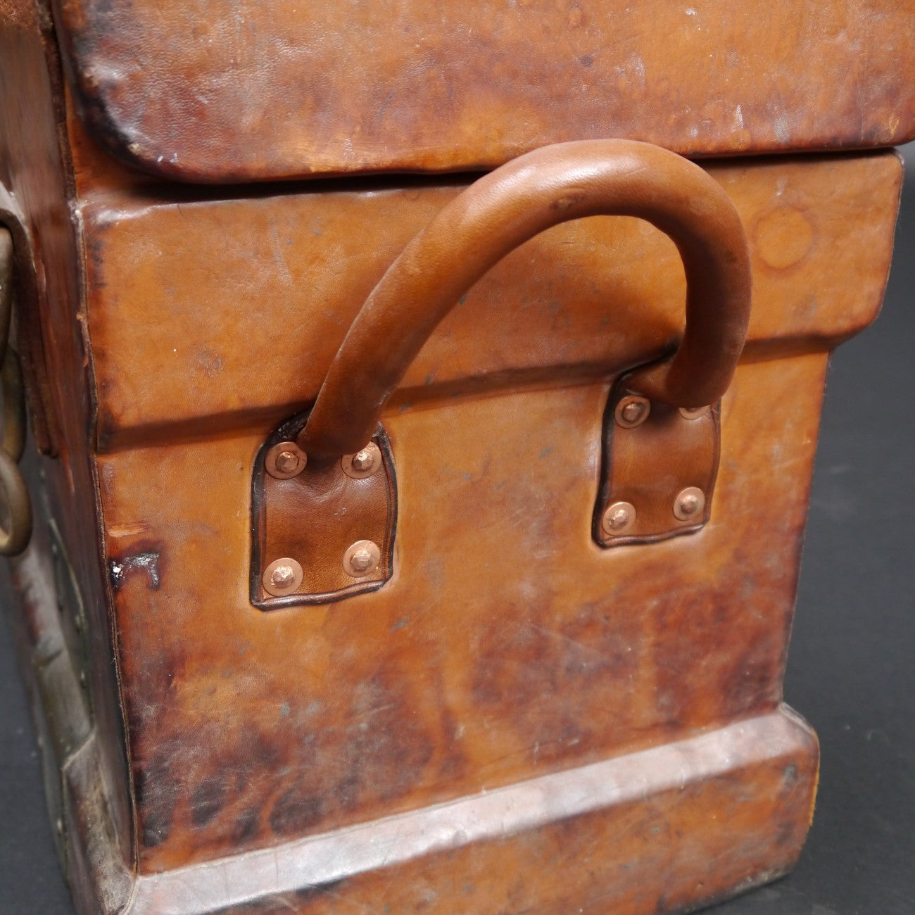 Bentleys London | Shop Military | First World War Munitions Case