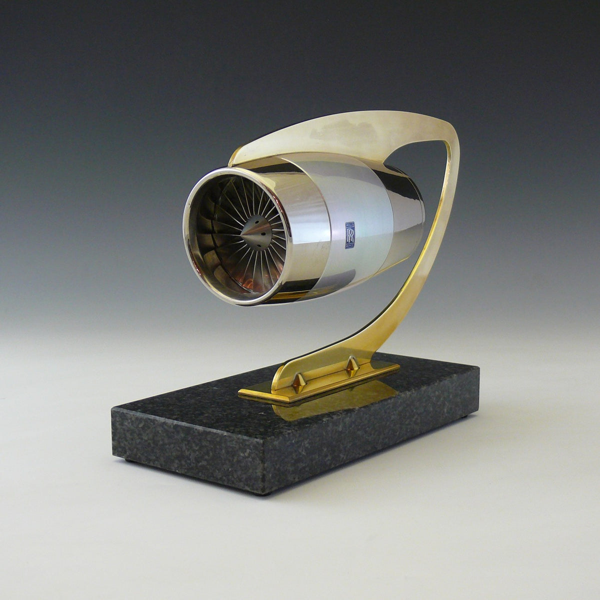 Rolls Royce RB211-524 Model Engine – Bentleys London