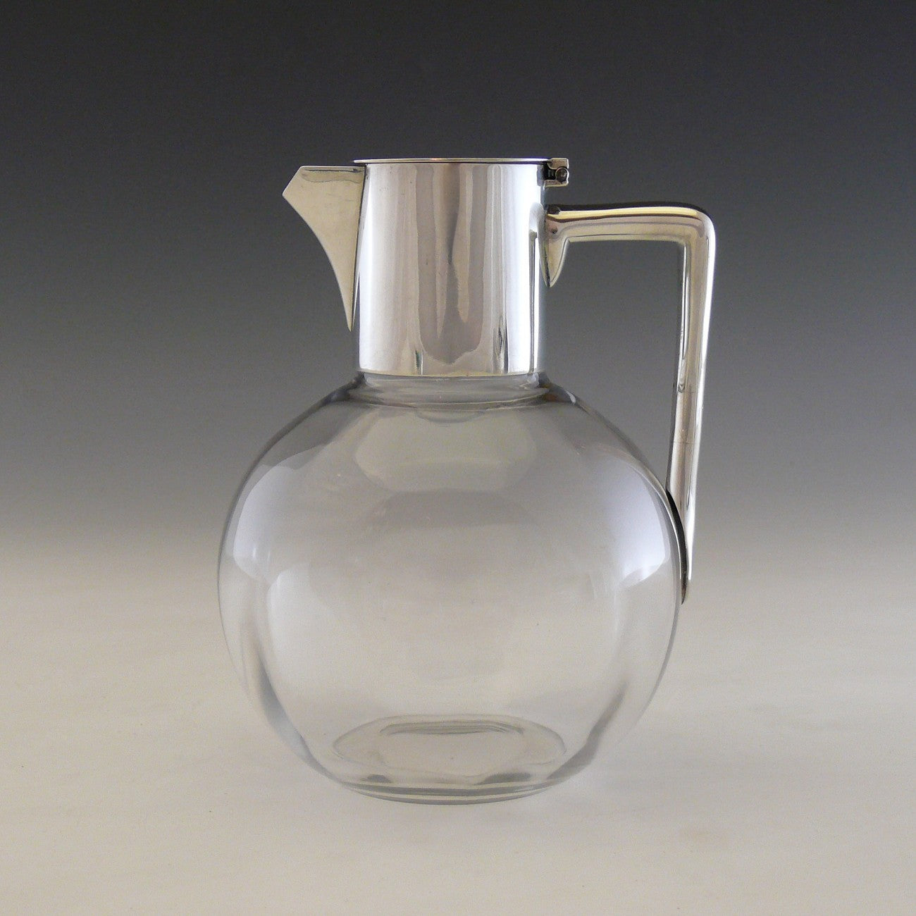 Ribbed Claret Jug – Bentleys London