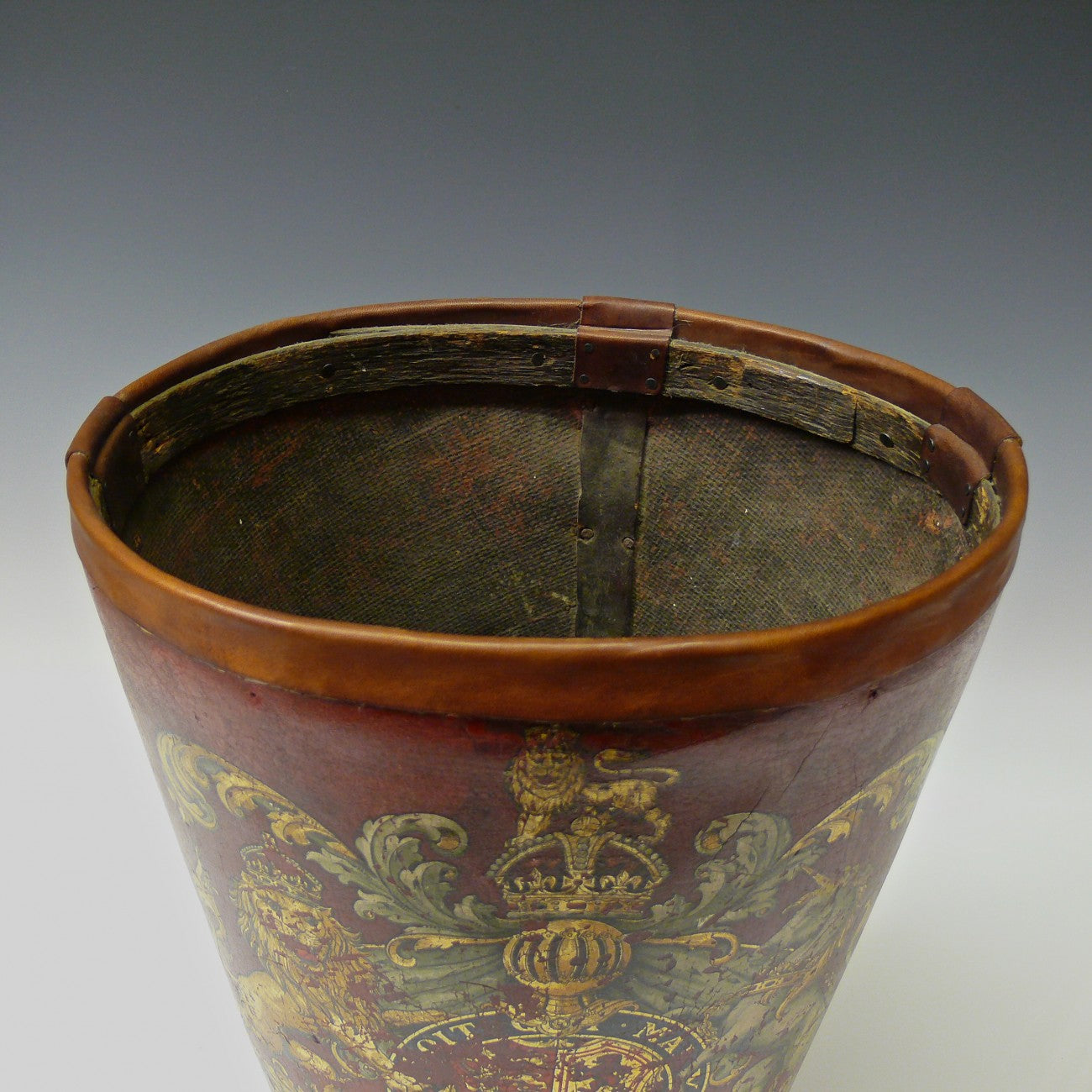 Royal Crest Fire Bucket – Bentleys London