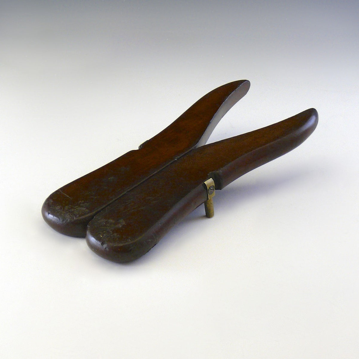 Folding Boot Jack – Bentleys London